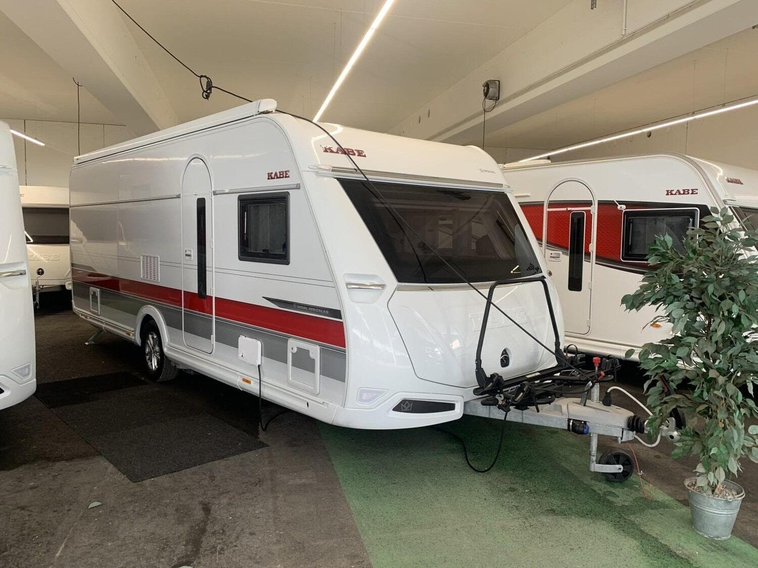 Kabe Wohnwagen & Wohnmobile kaufen: Skandinavischer Luxus für Camper 🚐