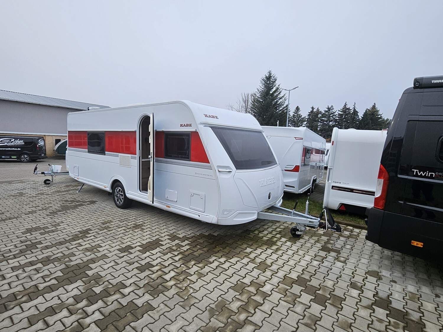 Kabe Wohnwagen & Wohnmobile kaufen: Skandinavischer Luxus für Camper 🚐