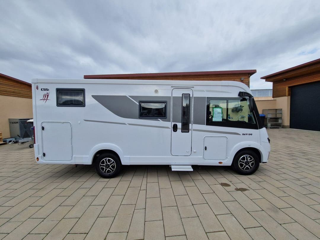 Kaufe Rapido Wohnmobile: Komfort trifft französische Eleganz 🚐