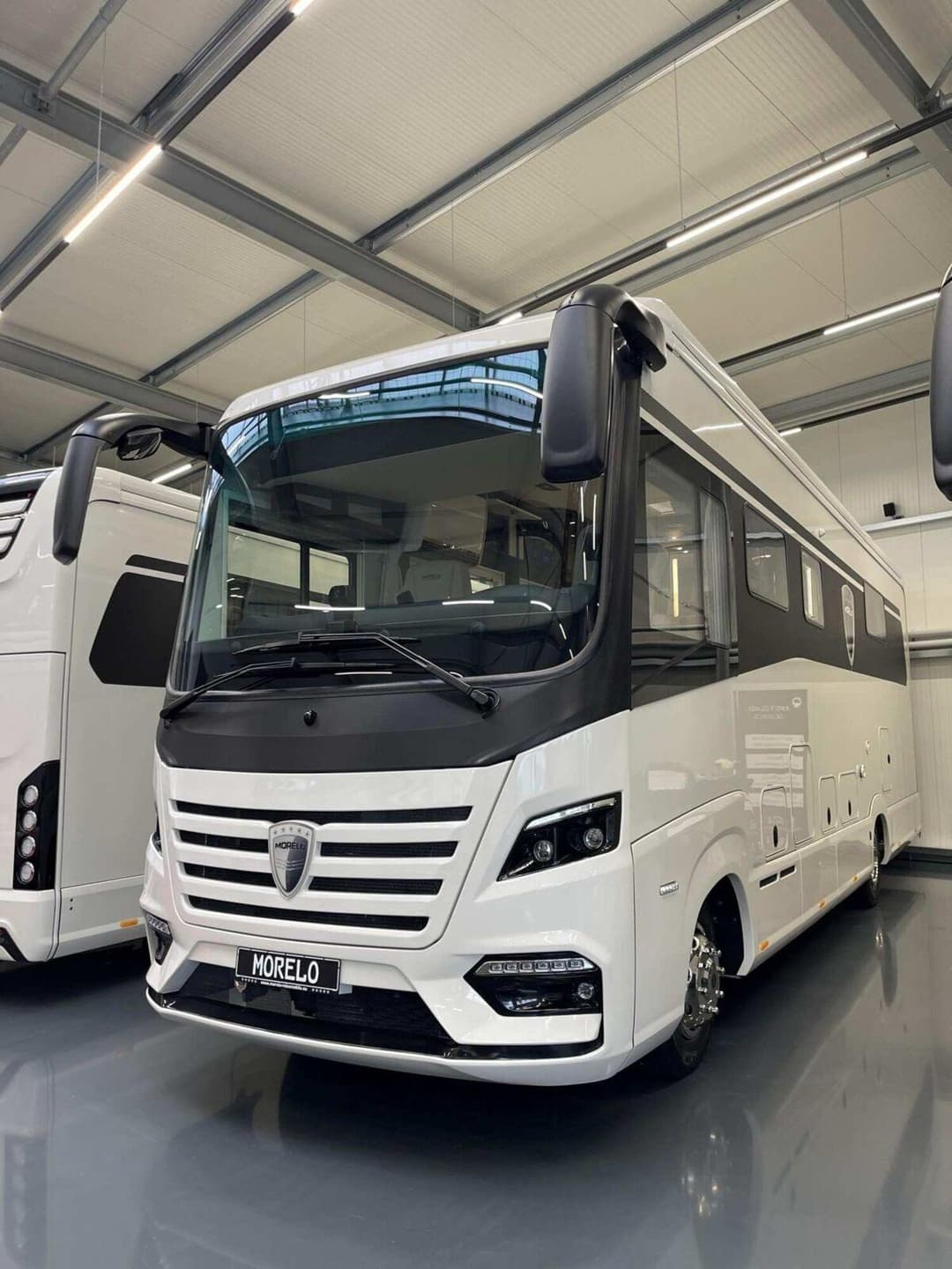 Luxus auf Rädern kaufen: Entdecke Morelo's Exklusive Wohnmobile 🚐